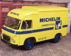 Les Petites Renault - Renault Saviem SG2